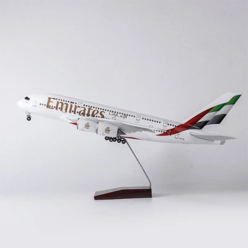 A380 Emirates - Scale 1/160 - 46cm - 18.5 in – Flying Dreams International